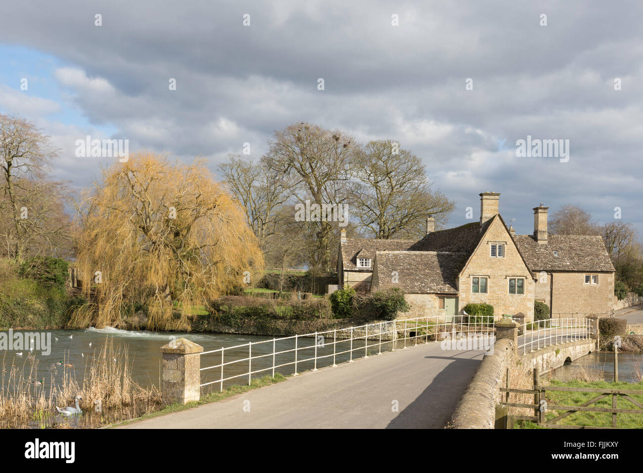 Fairford cotswolds hi-res stock photography and images - Alamy