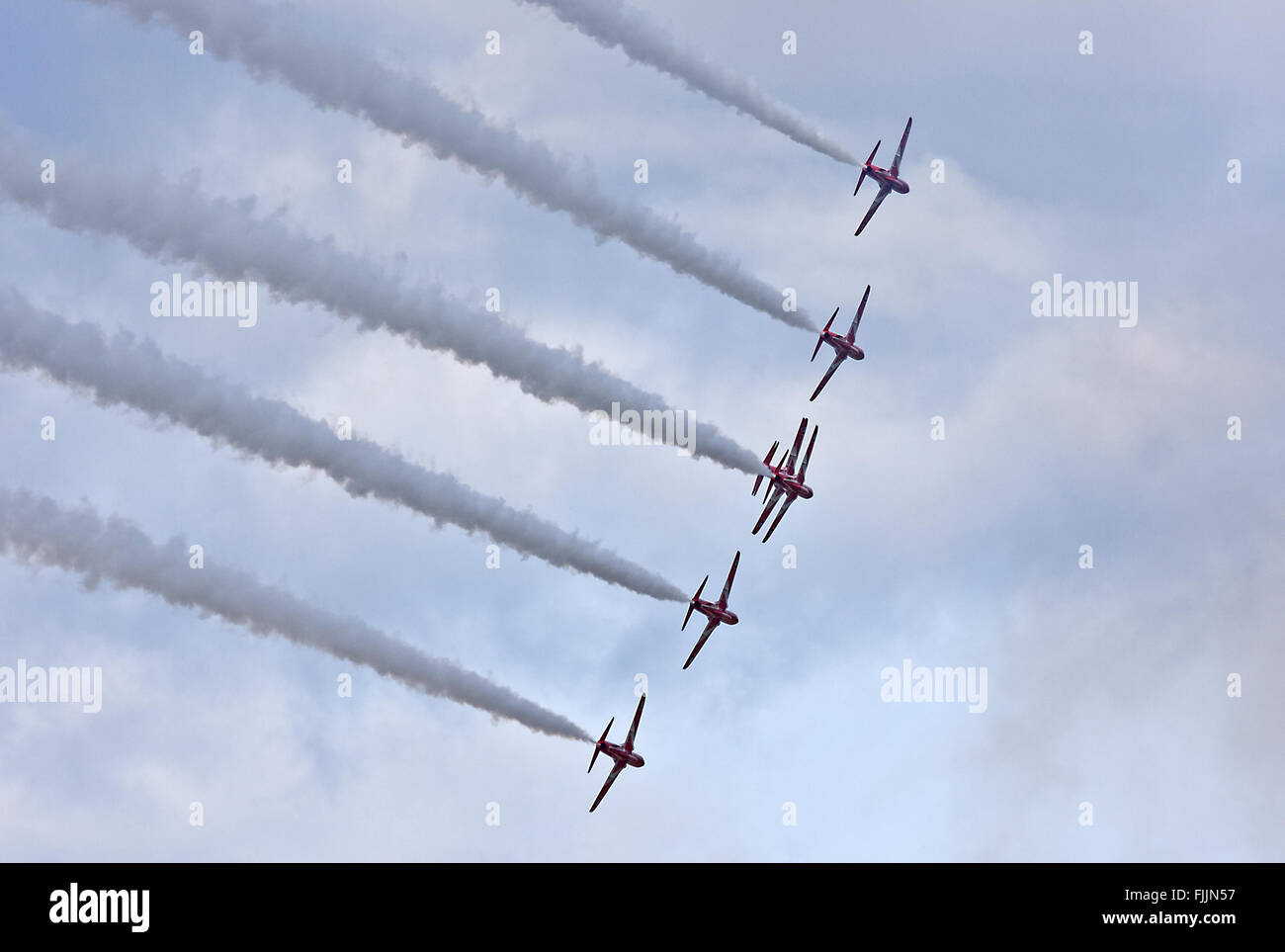 RAF Aerobatic Team Red Arrows, 7 ship formation Stock Photo - Alamy
