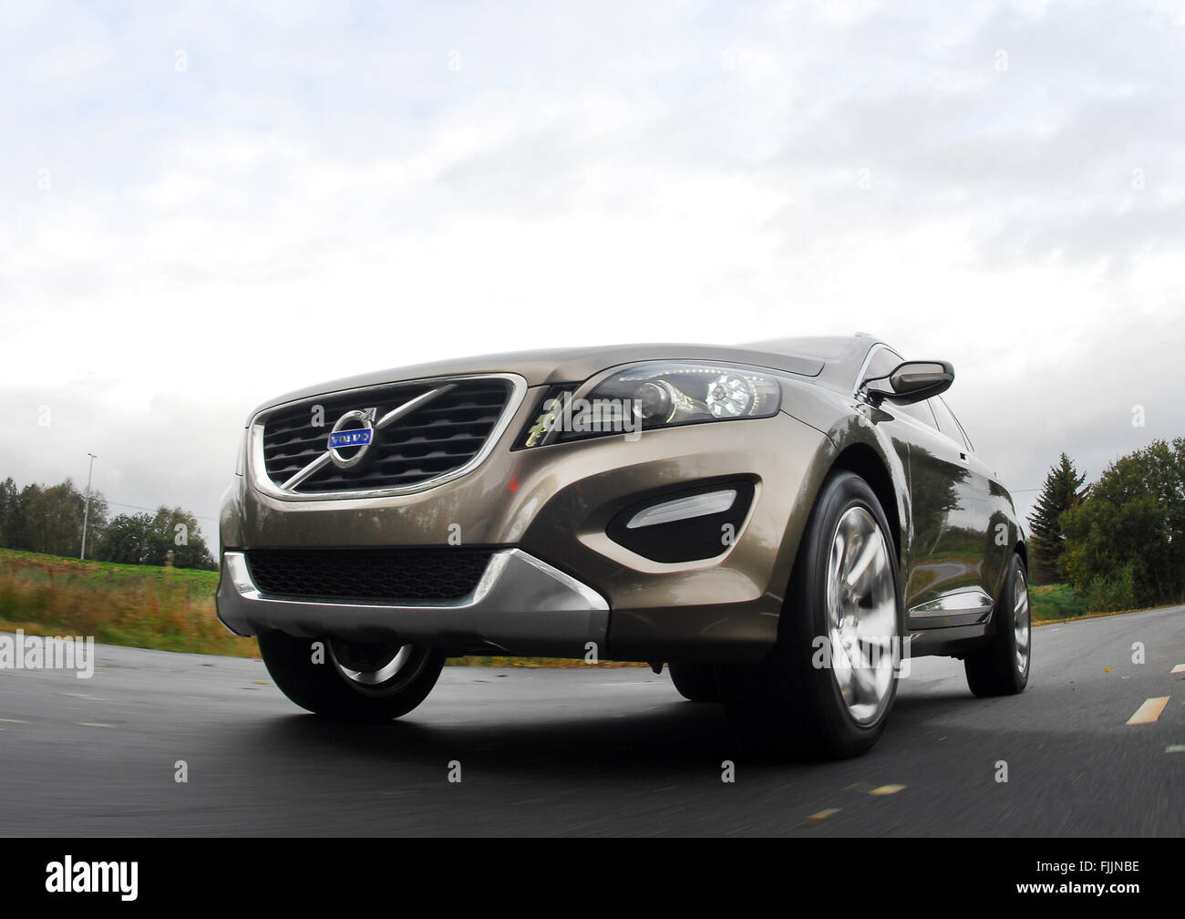 Car manufacturer testing hi-res stock photography and images - Alamy