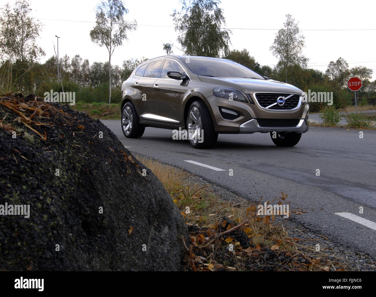 Car manufacturer testing hi-res stock photography and images - Alamy