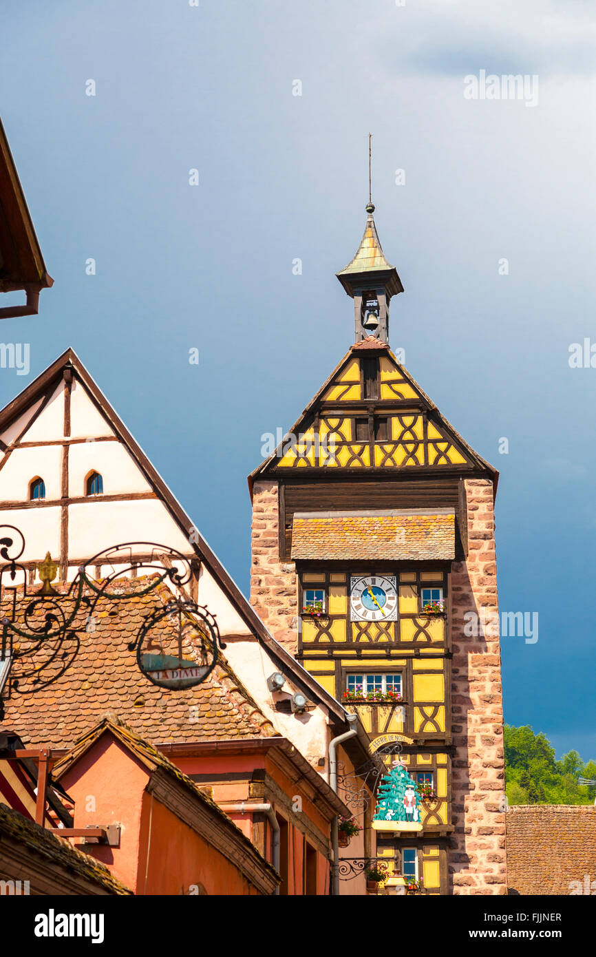 Alsacian architecture hi-res stock photography and images - Alamy
