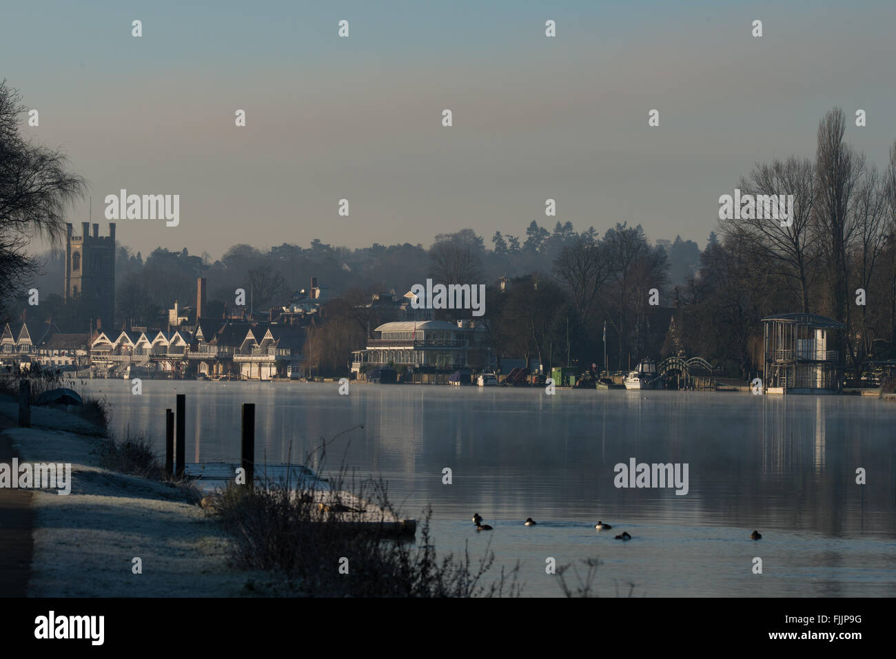 Henley on Thames Oxfordshire river town Stock Photo - Alamy