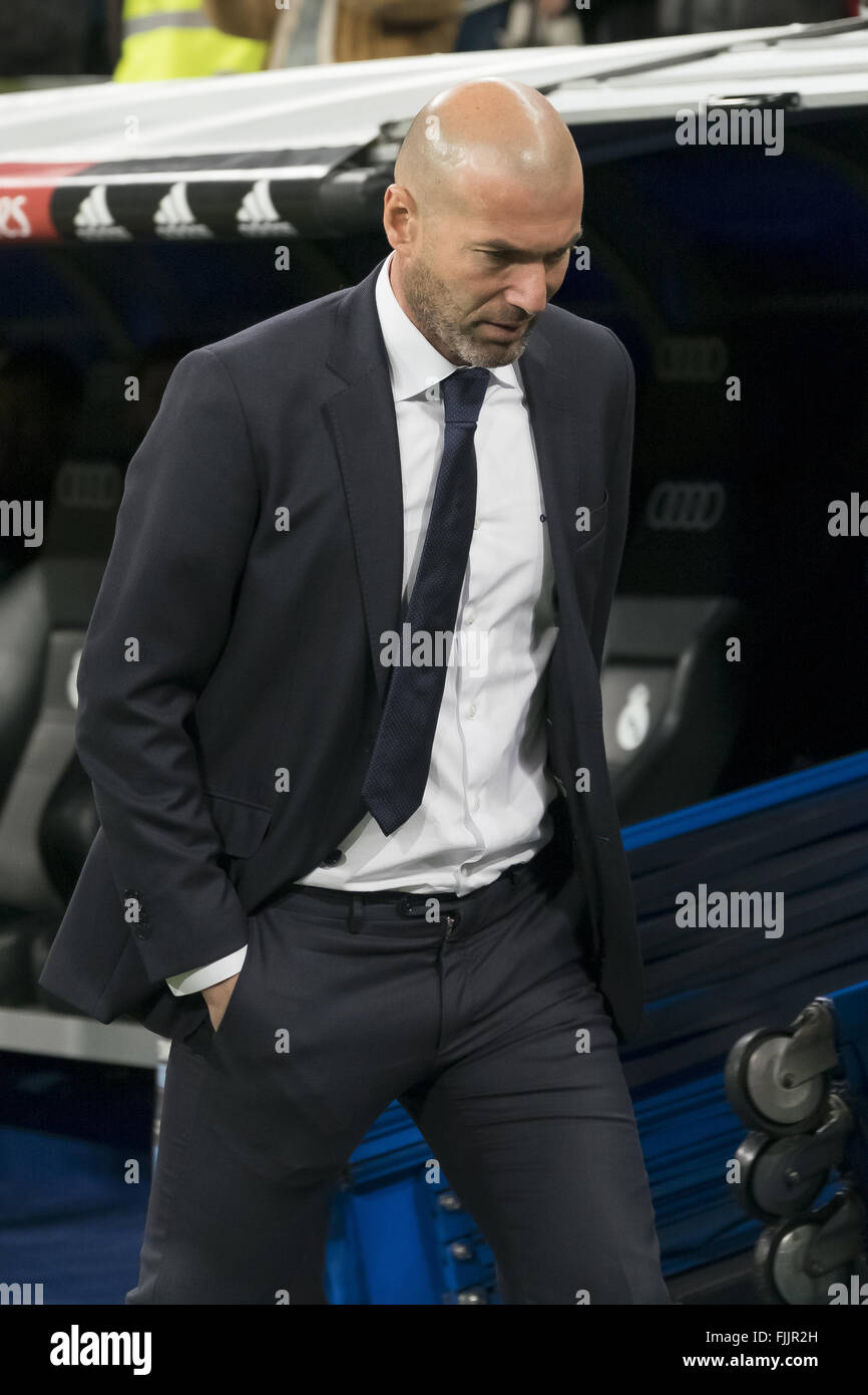 Zinedine Zidane watches the action from the sidelines during the 2015/ ...