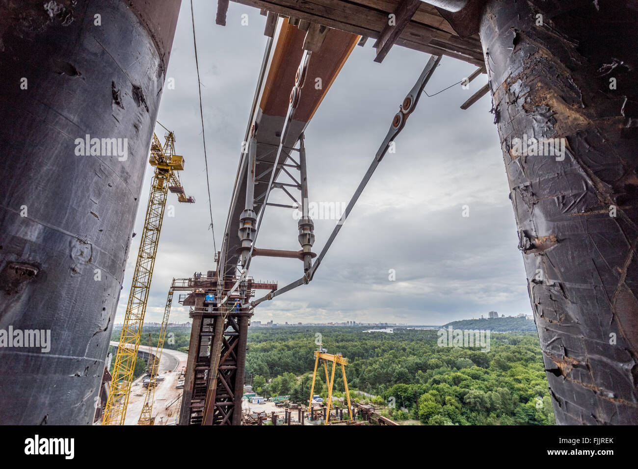 The Mounting the piece of bridge Stock Photo - Alamy