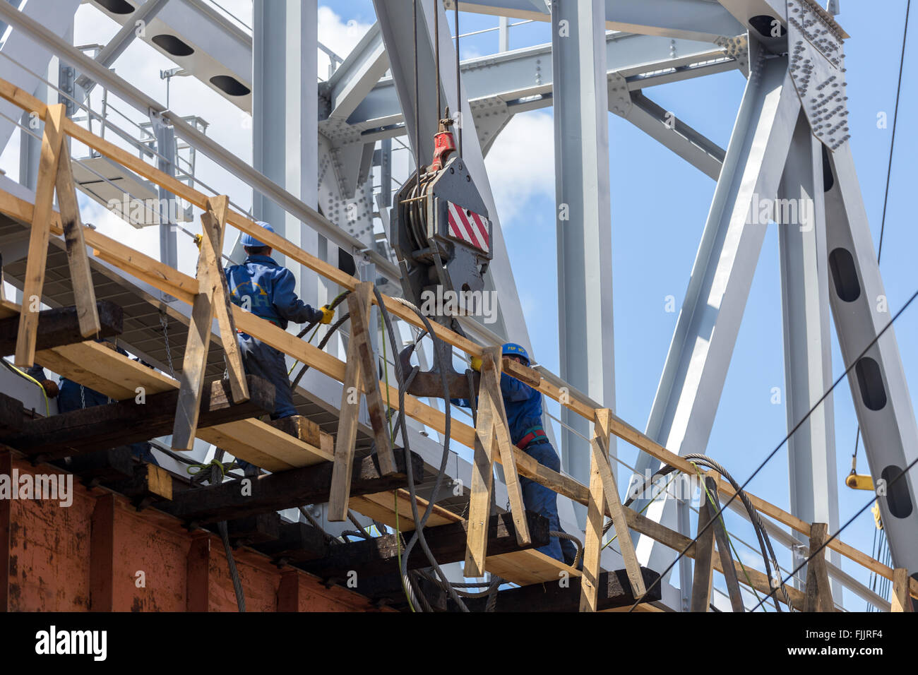 The Crane pull up metal piece Stock Photo - Alamy