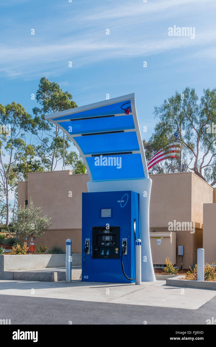 Hydrogen filling stations hi-res stock photography and images - Alamy