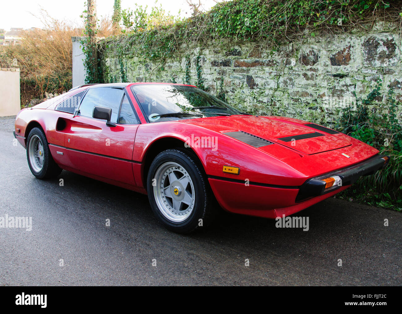 Ferrari prancing horse hi-res stock photography and images - Alamy