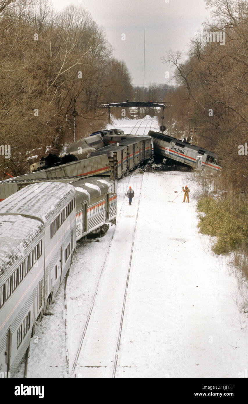 Amtrak crash hi-res stock photography and images - Alamy