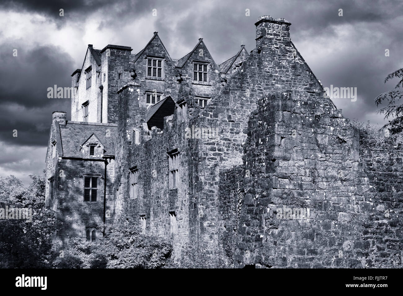 Donegal Castle, Donegal Town, County Donegal, Ireland Stock Photo - Alamy