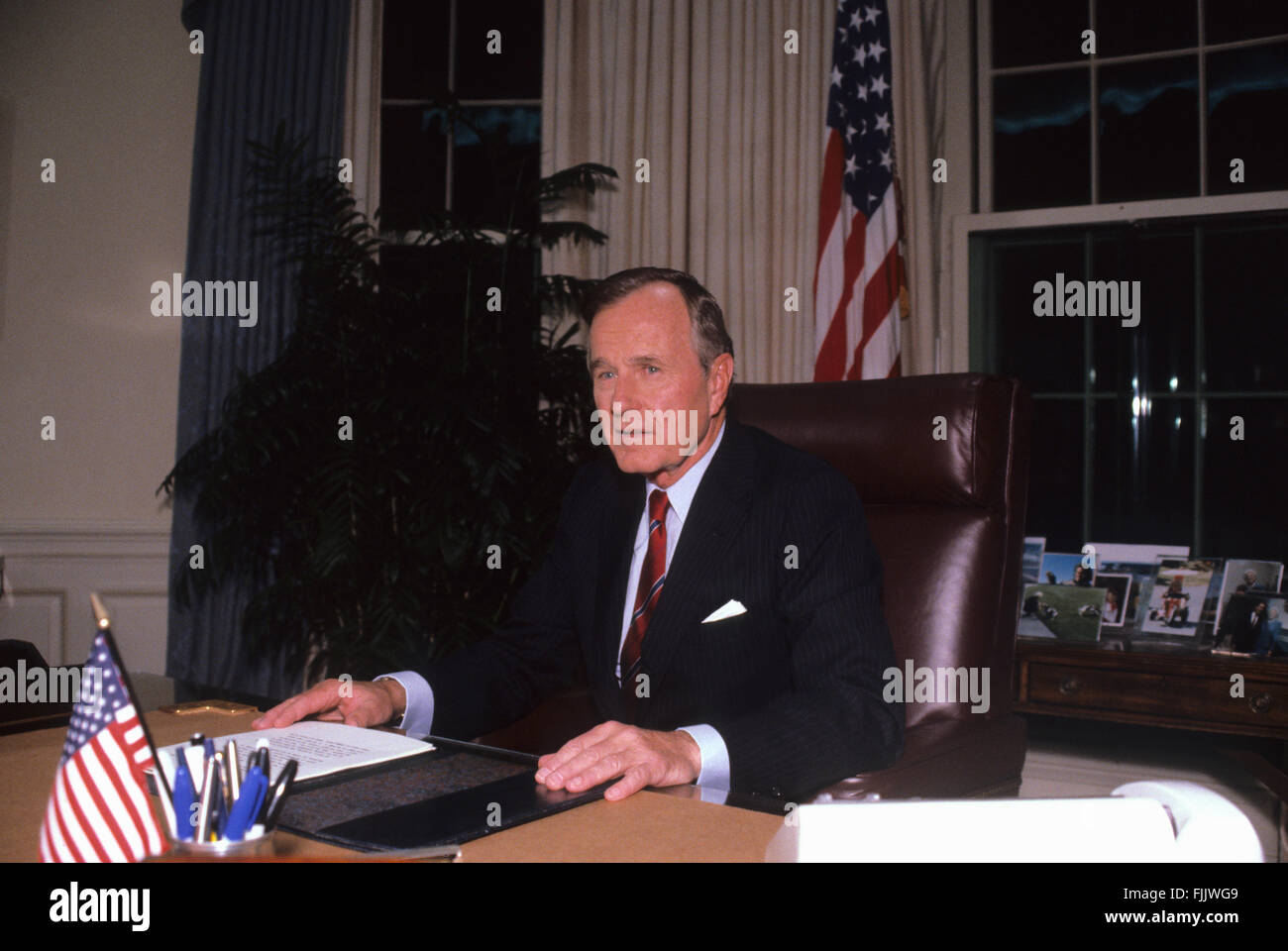 U s president george bush 2nd hi-res stock photography and images - Alamy