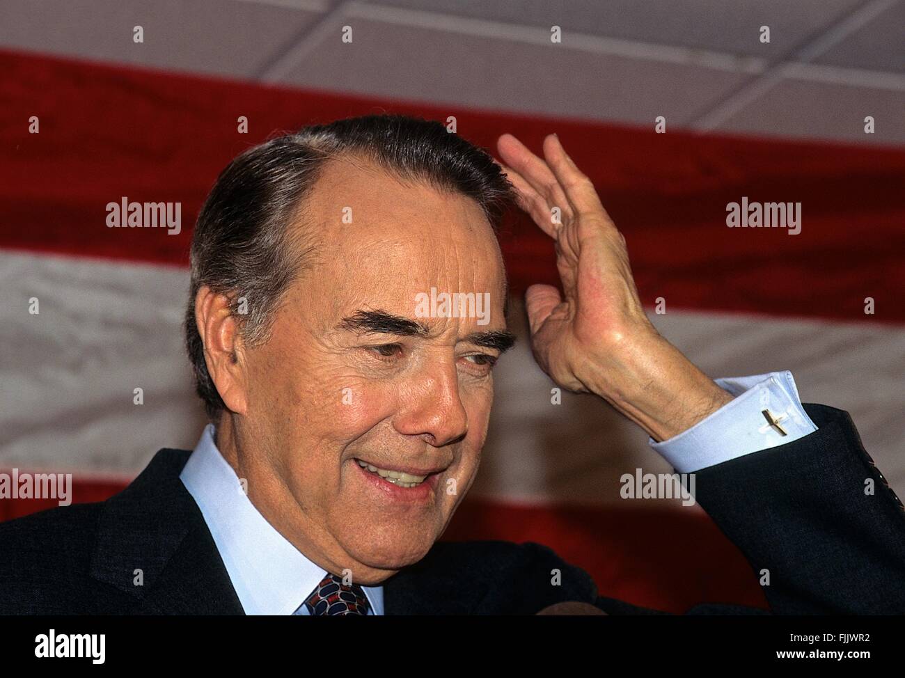 Bob dole campaign 1996 hi-res stock photography and images - Alamy