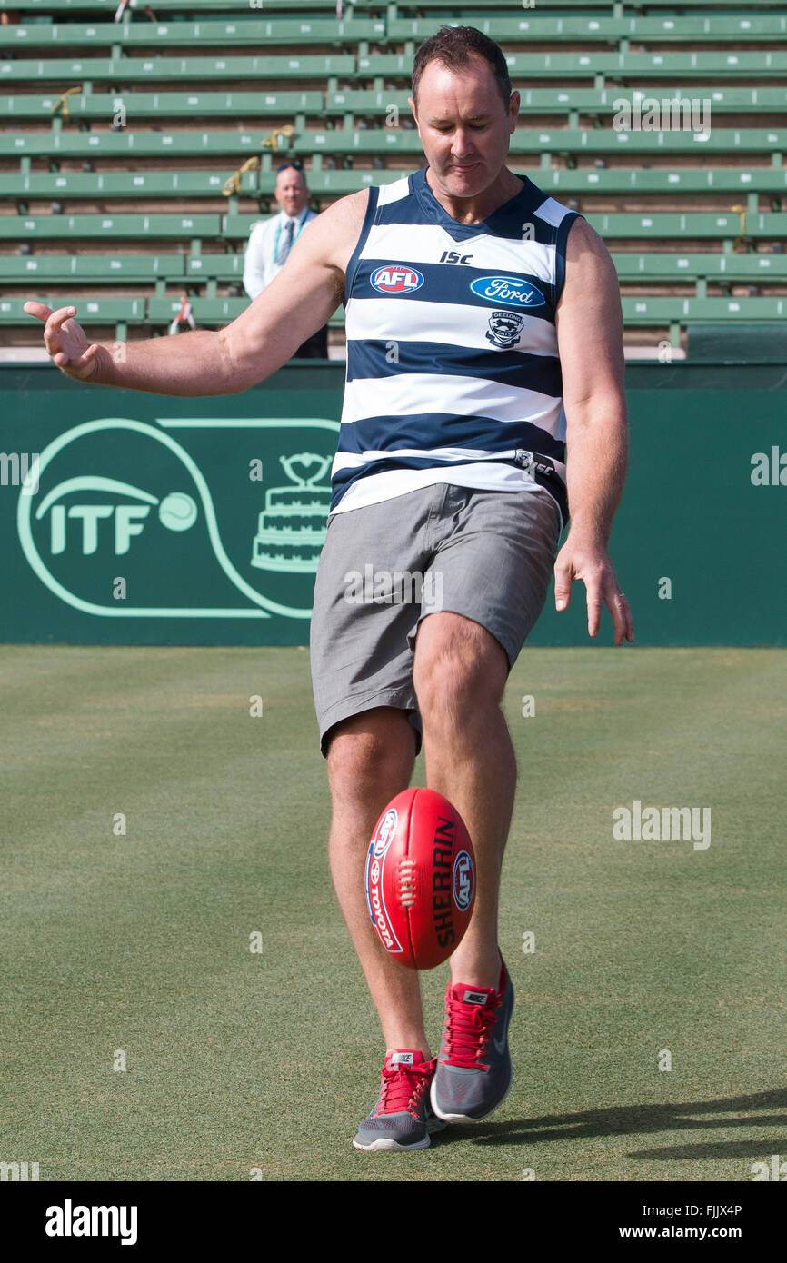 Former davis cup tennis hi-res stock photography and images - Alamy