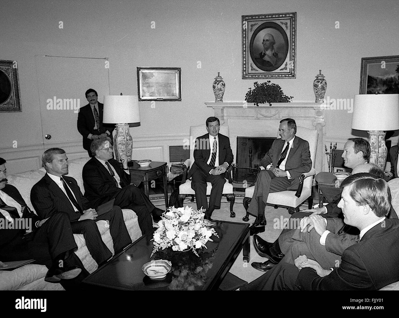 President bush secretary state Black and White Stock Photos & Images ...