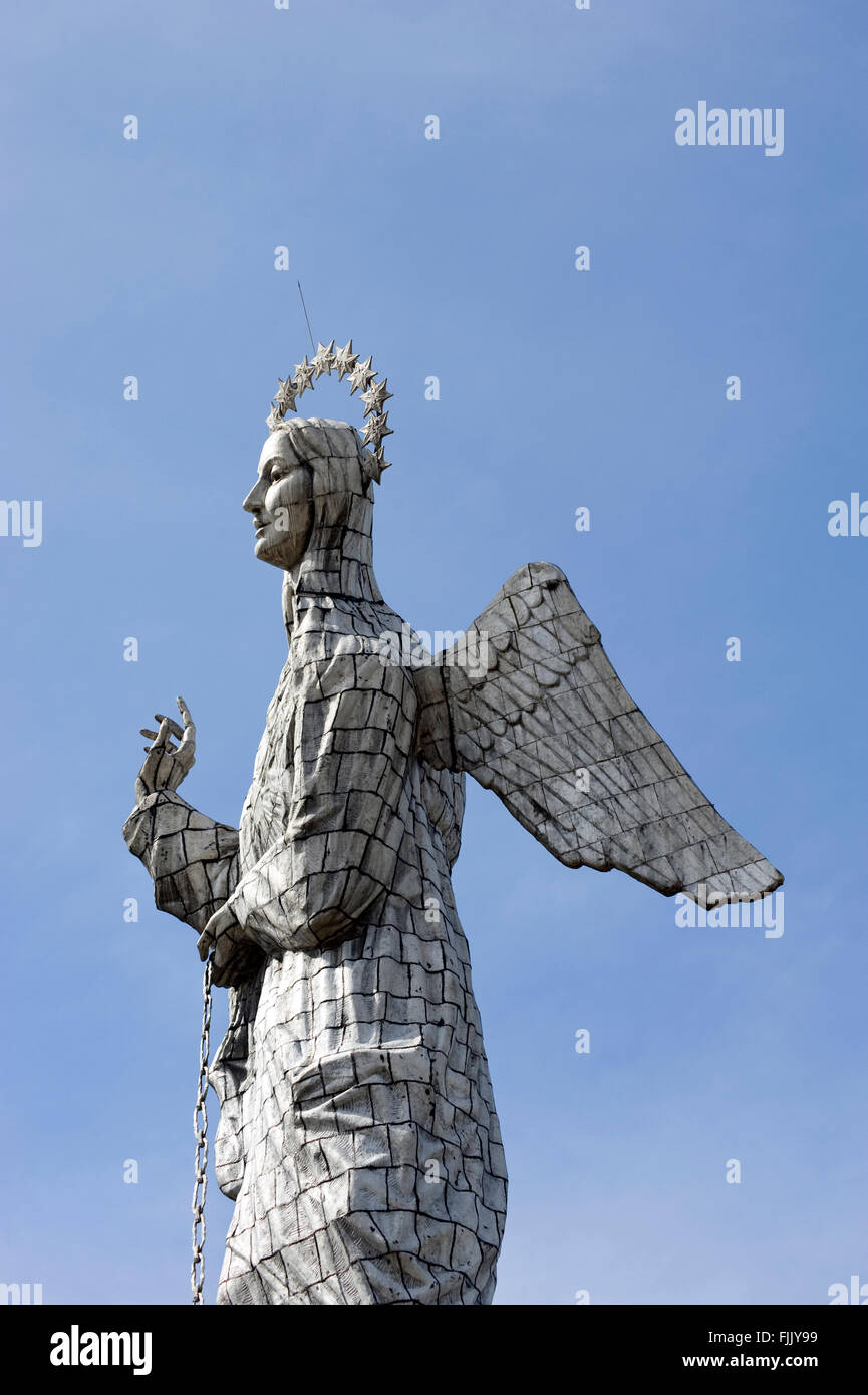 Angel of quito hi-res stock photography and images - Alamy