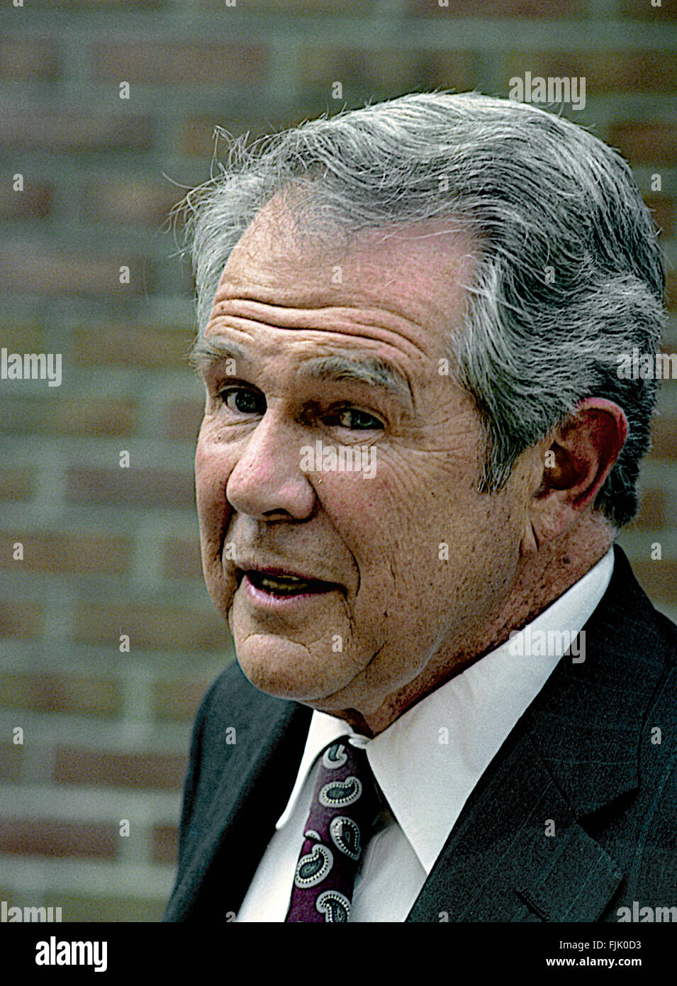 Pat robertson hi-res stock photography and images - Alamy