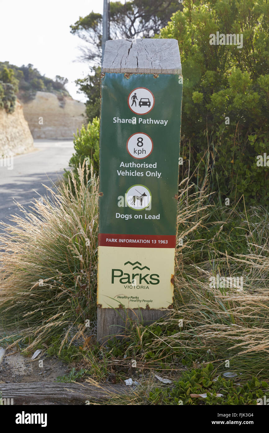 Parks Victoria Sign Stock Photo - Alamy