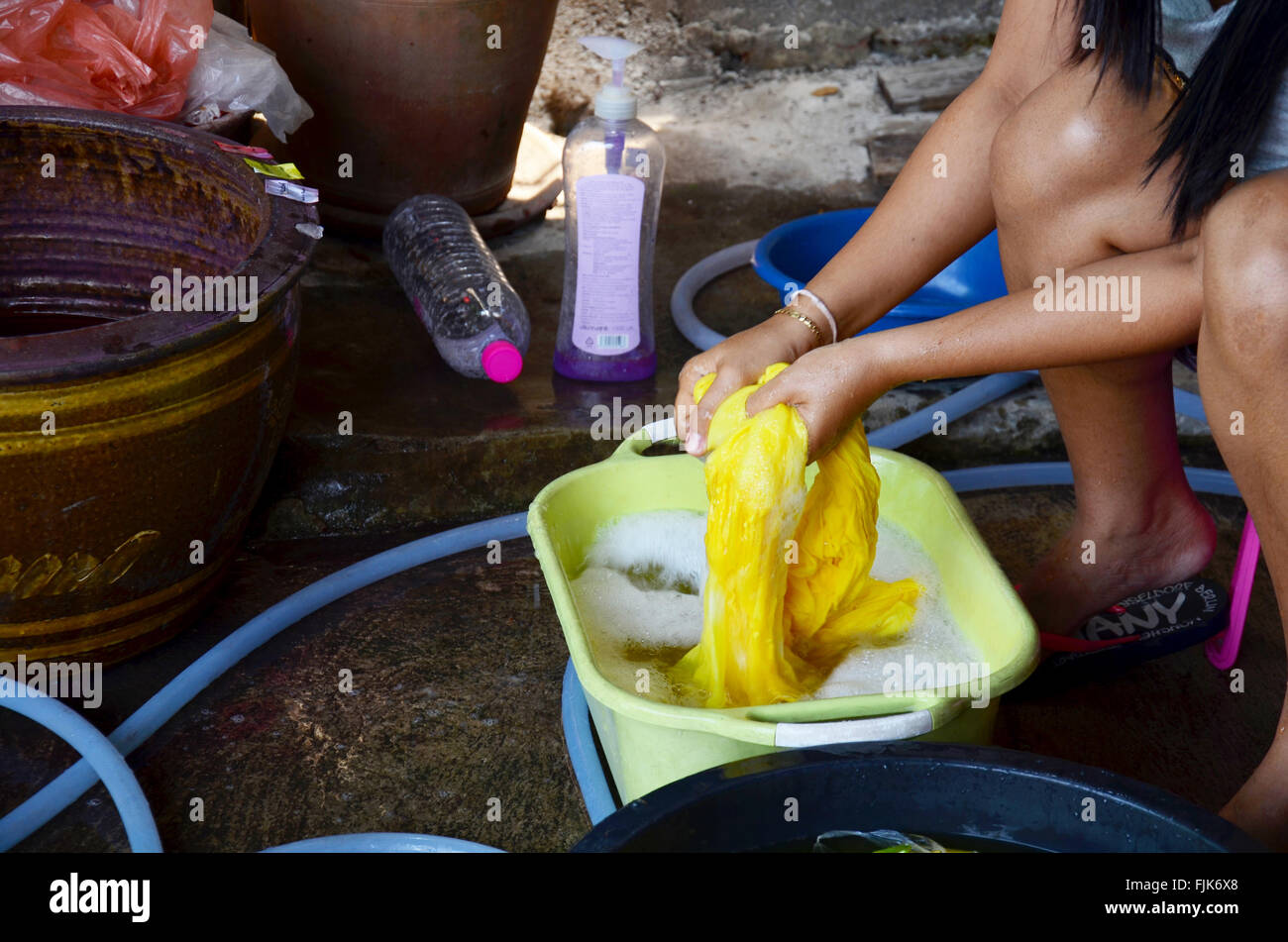Thailand woman clothes laundry hi-res stock photography and images - Alamy