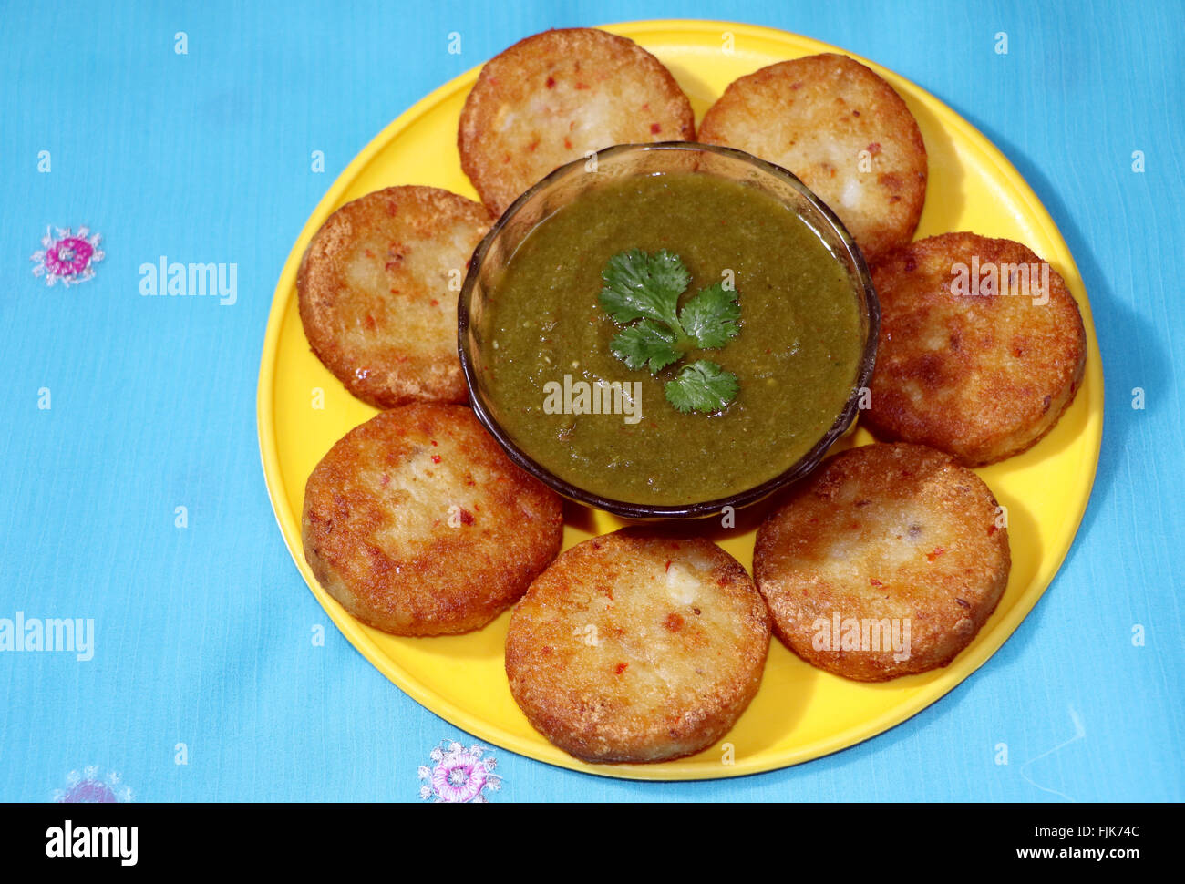 Aloo Tikki or Fried Potato Patties Stock Photo - Alamy