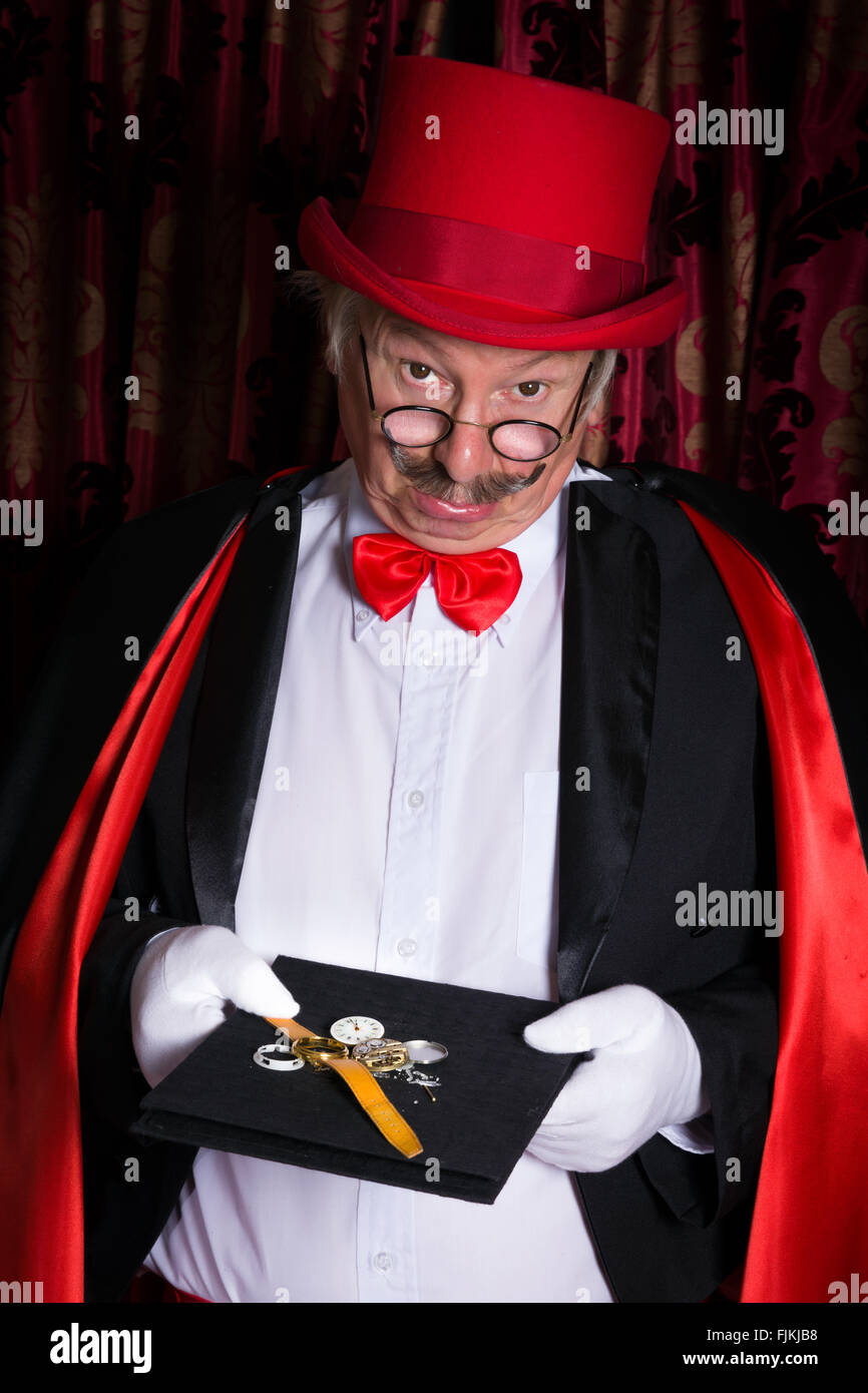 Broken watch hi-res stock photography and images - Alamy