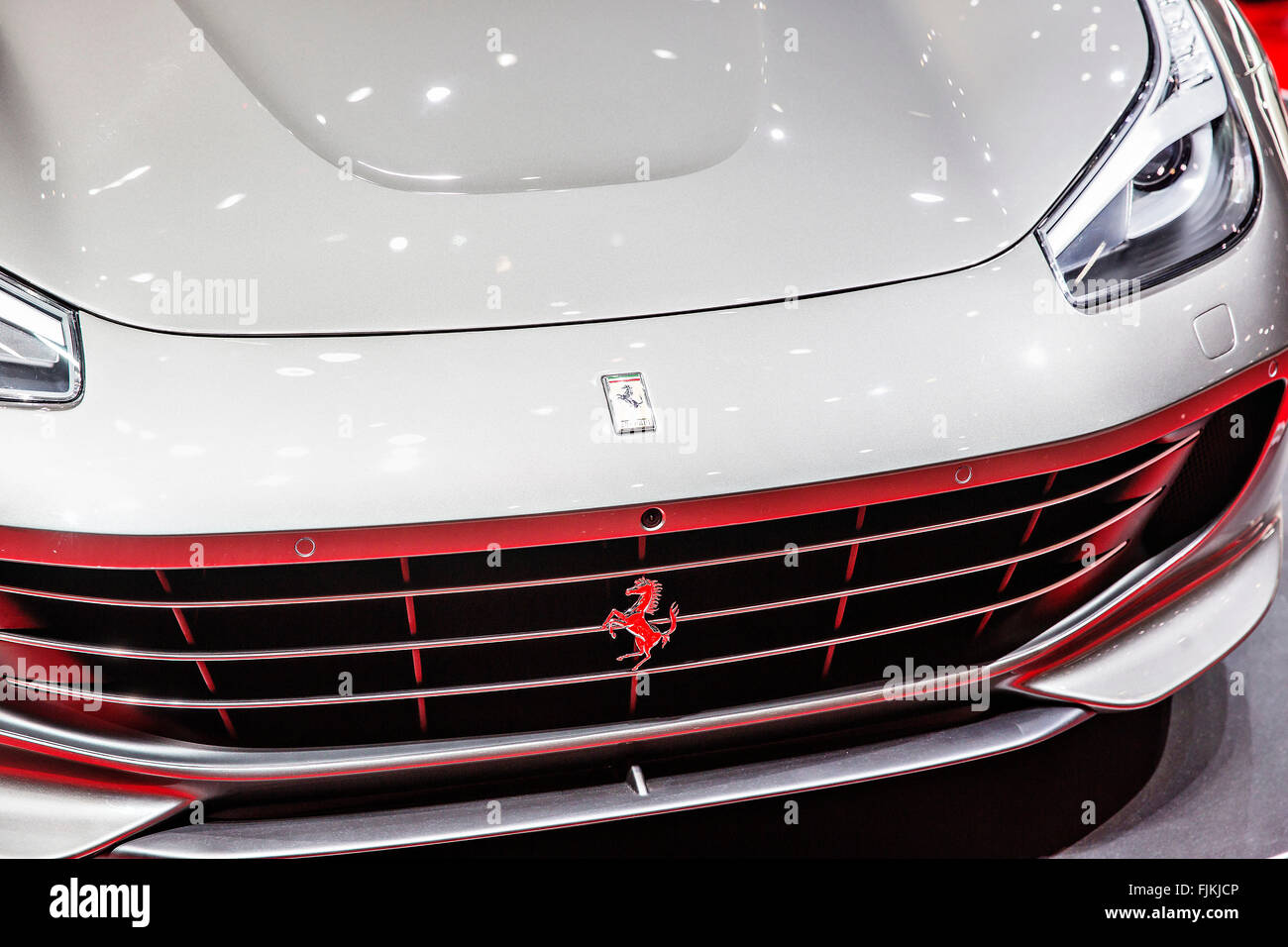Ferrari lusso hi-res stock photography and images - Alamy