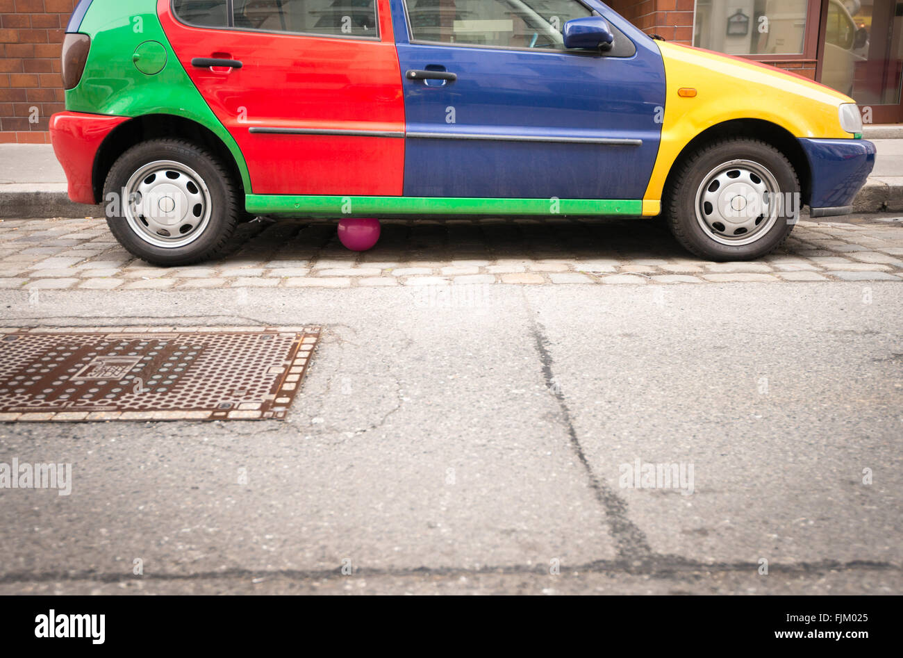 Colourful car hi-res stock photography and images - Alamy