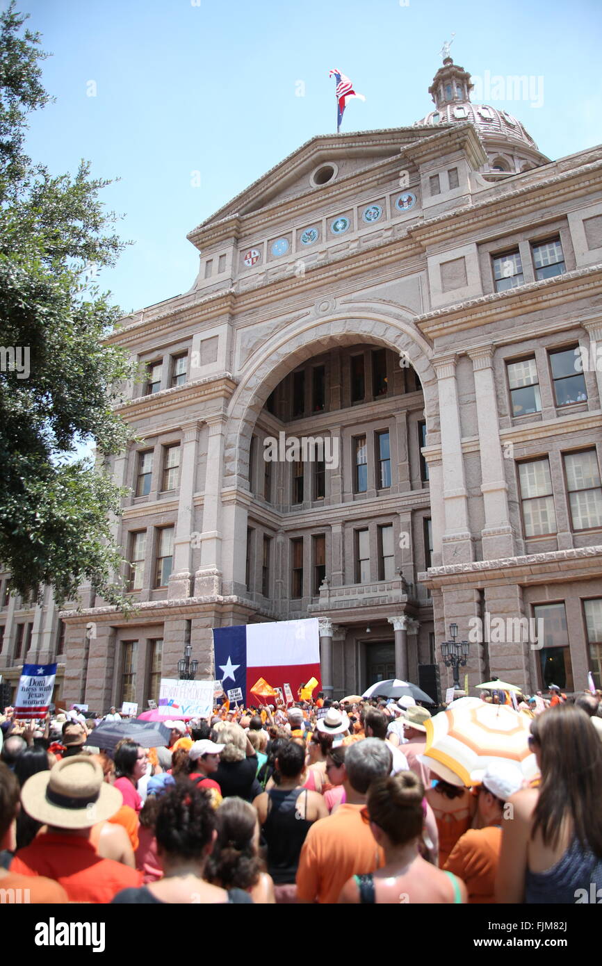 Austin texas supreme court building hi-res stock photography and images ...