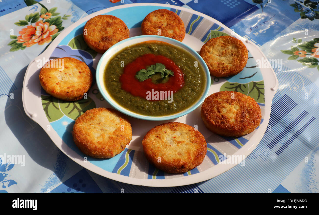 Aloo Tikki or Fried Potato Patties Stock Photo - Alamy