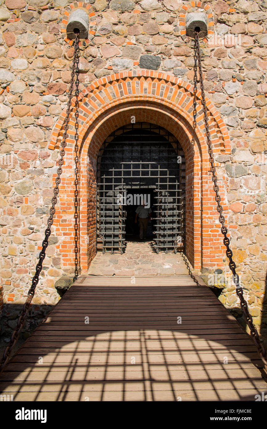 geography / travel, Lithuania, Trakai, Trakai Castle, drawbridge Stock ...