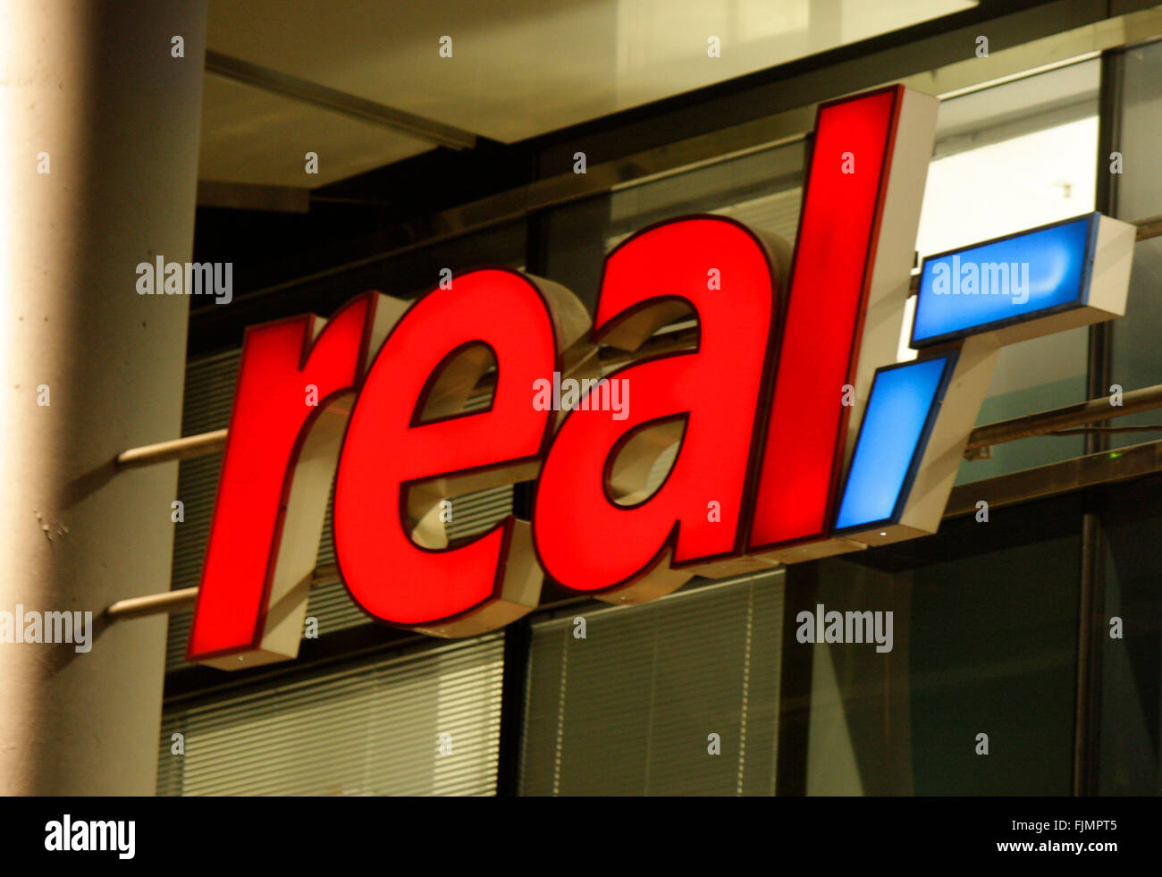 Real logo hi-res stock photography and images - Alamy
