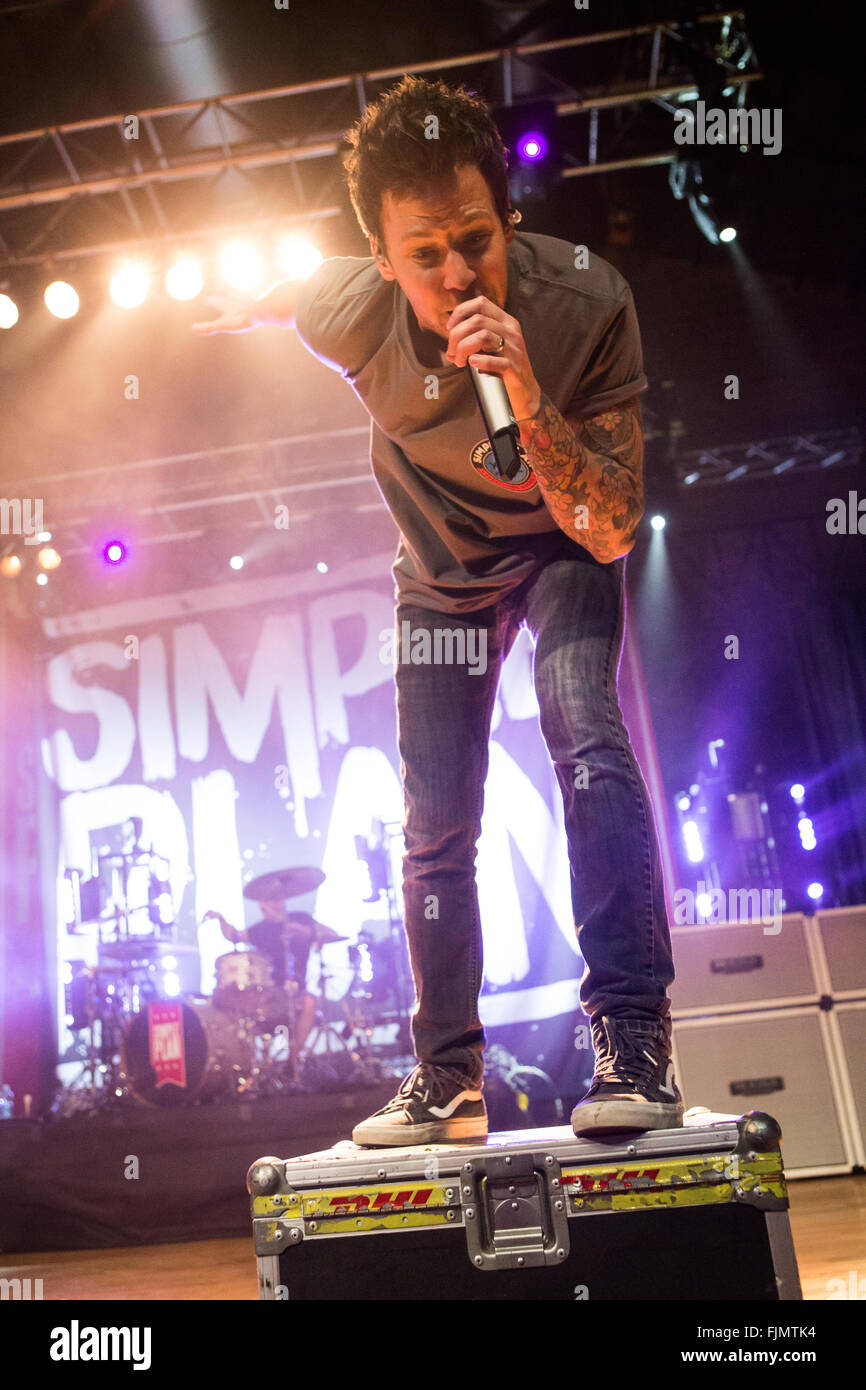Simple plan hi-res stock photography and images - Alamy