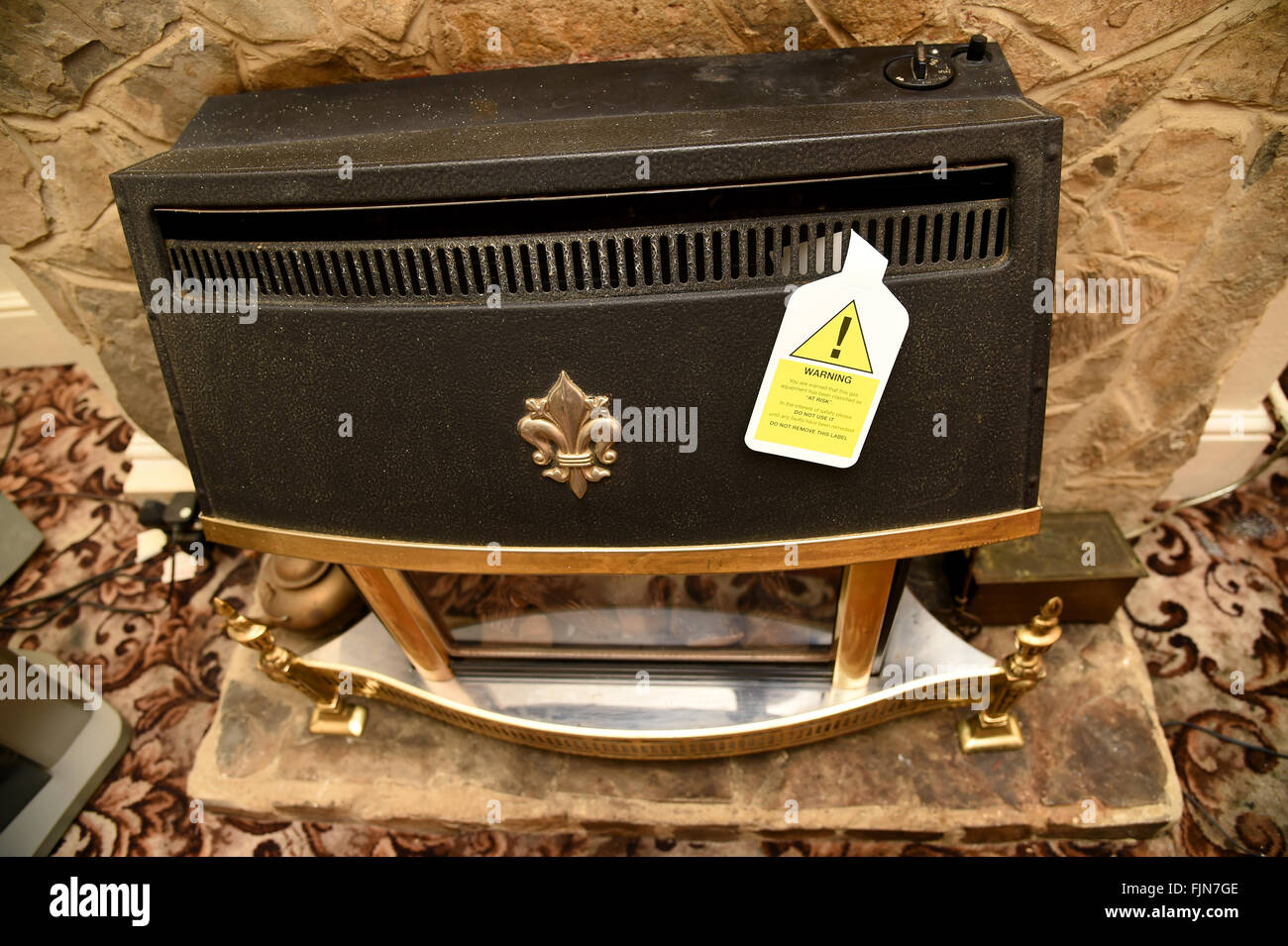 Fire unsafe hi-res stock photography and images - Alamy