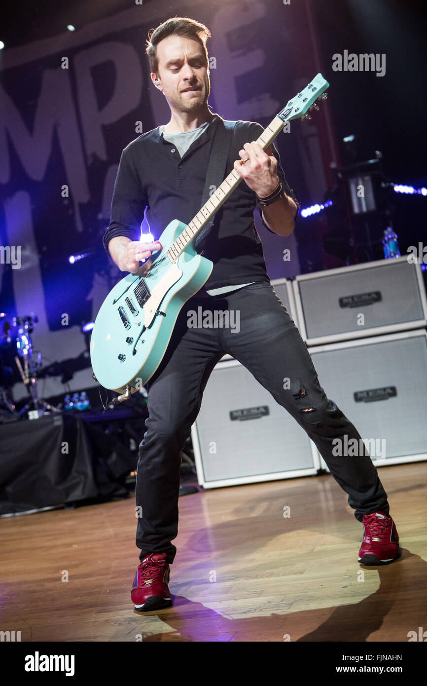 Chuck comeau hi-res stock photography and images - Alamy