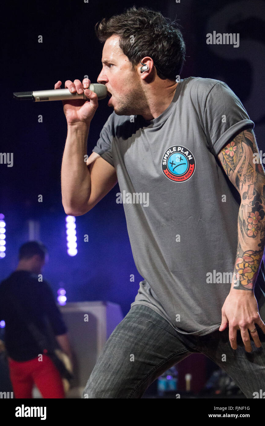 Simple plan hi-res stock photography and images - Alamy