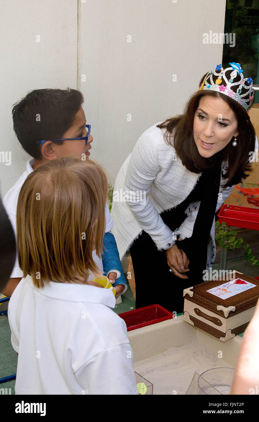 Doha, Qatar. 3rd March, 2016. HRH Crown Princess Mary with a paper ...