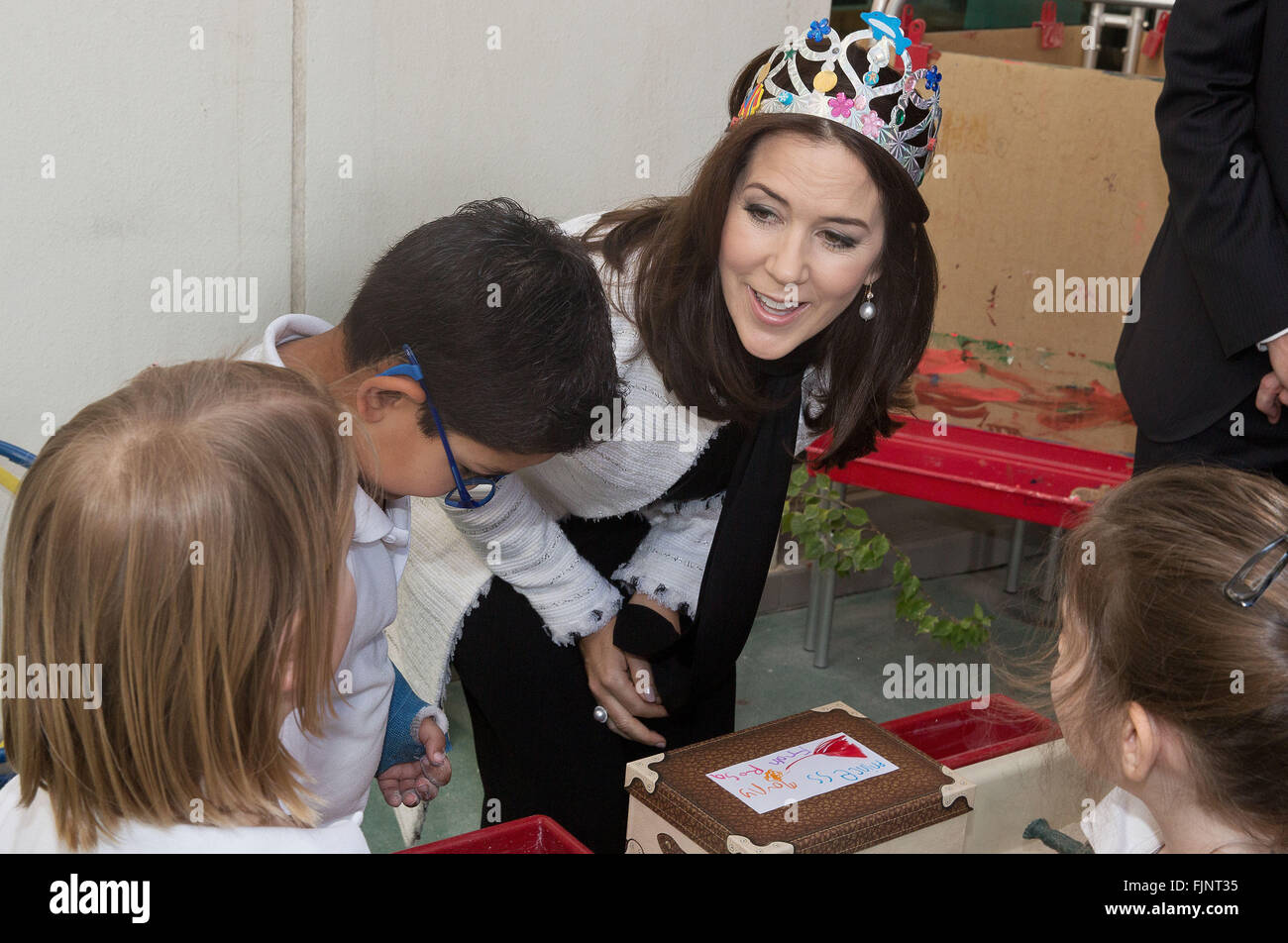 Doha, Qatar. 3rd March, 2016. HRH Crown Princess Mary with a paper ...