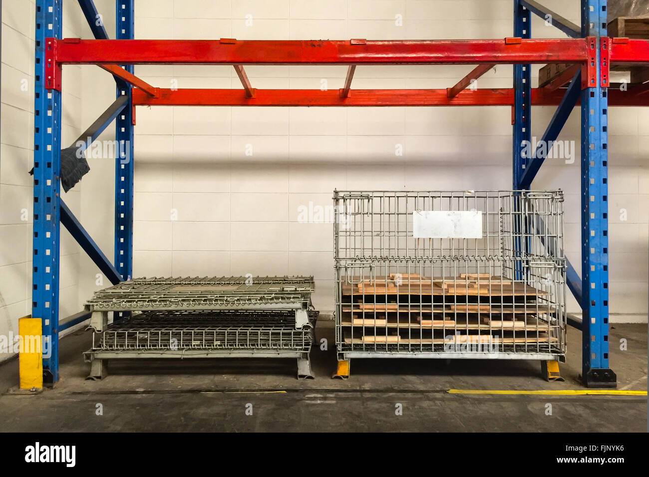 Stand in hi-res stock photography and images - Alamy