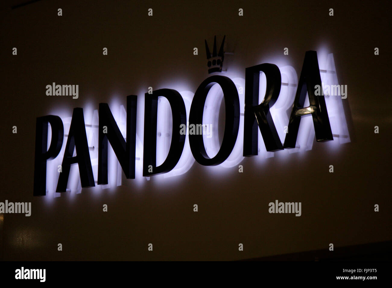 Sign for pandora hi-res stock photography and images - Alamy
