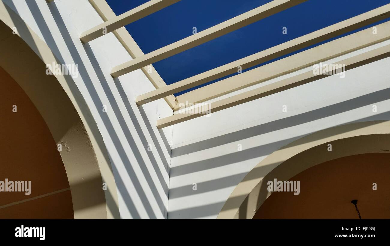 Two arches hi-res stock photography and images - Alamy