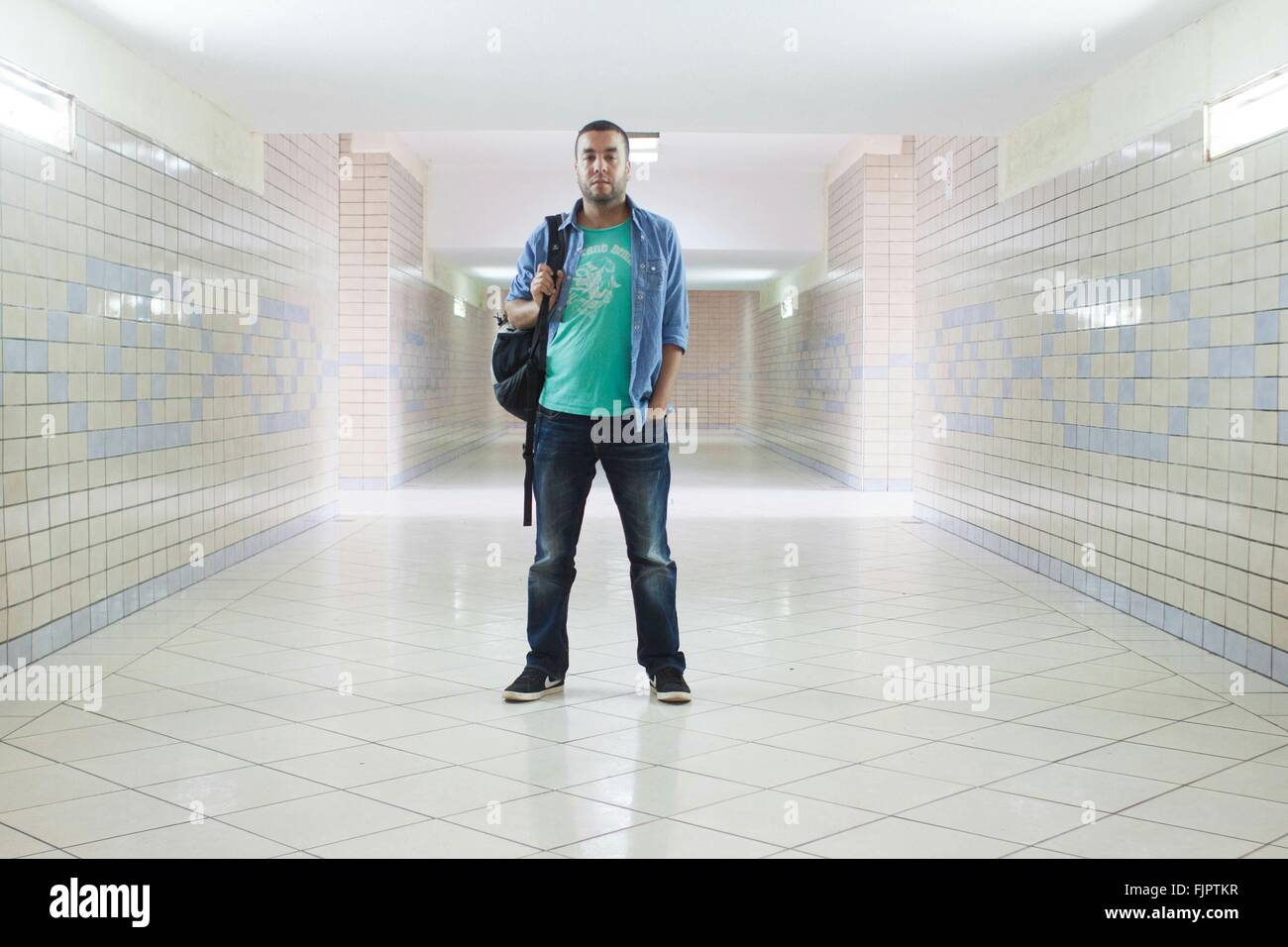 Grey corridor hi-res stock photography and images - Alamy