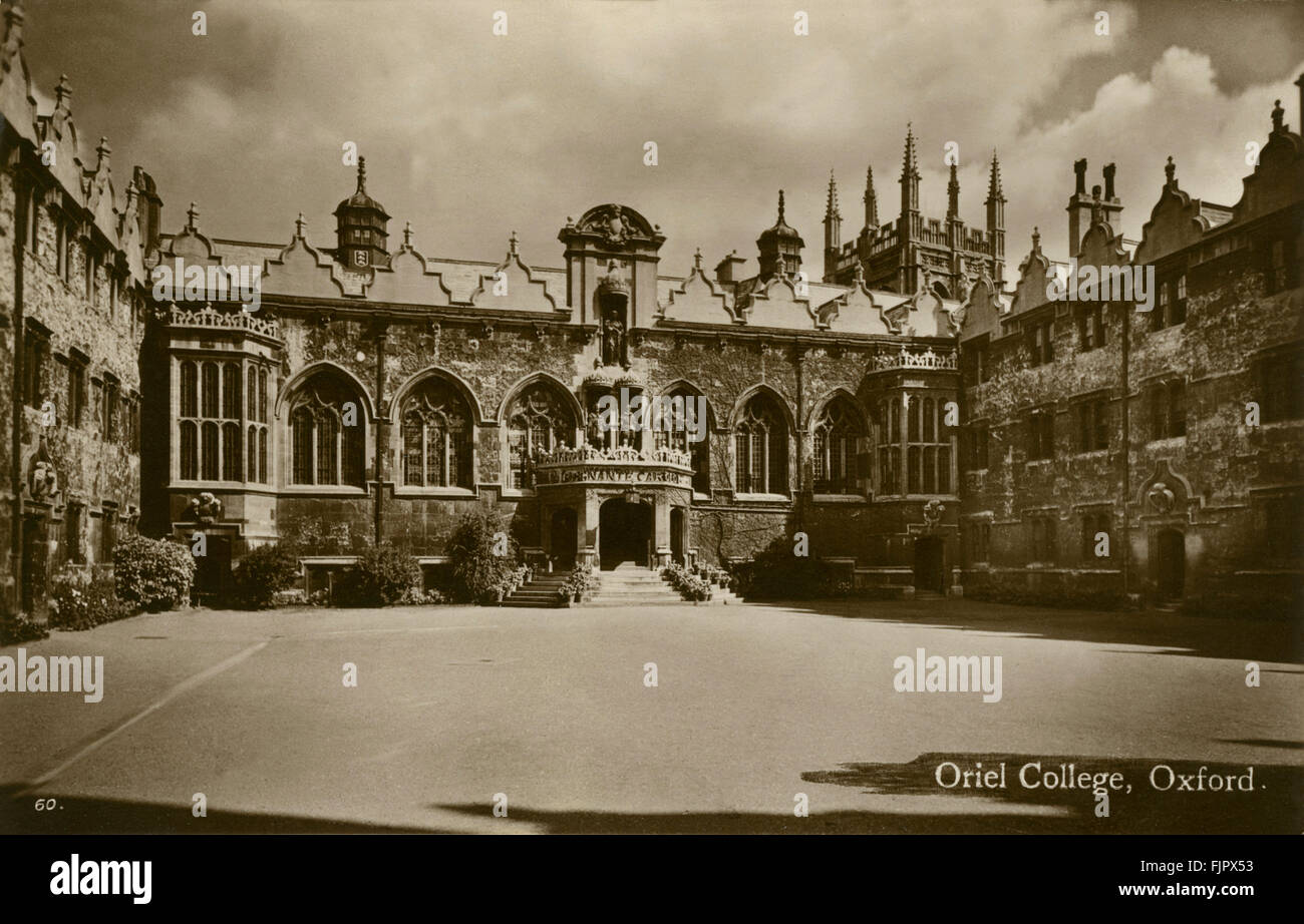 Oriel College, Oxford University. Postcard 1900s Stock Photo - Alamy