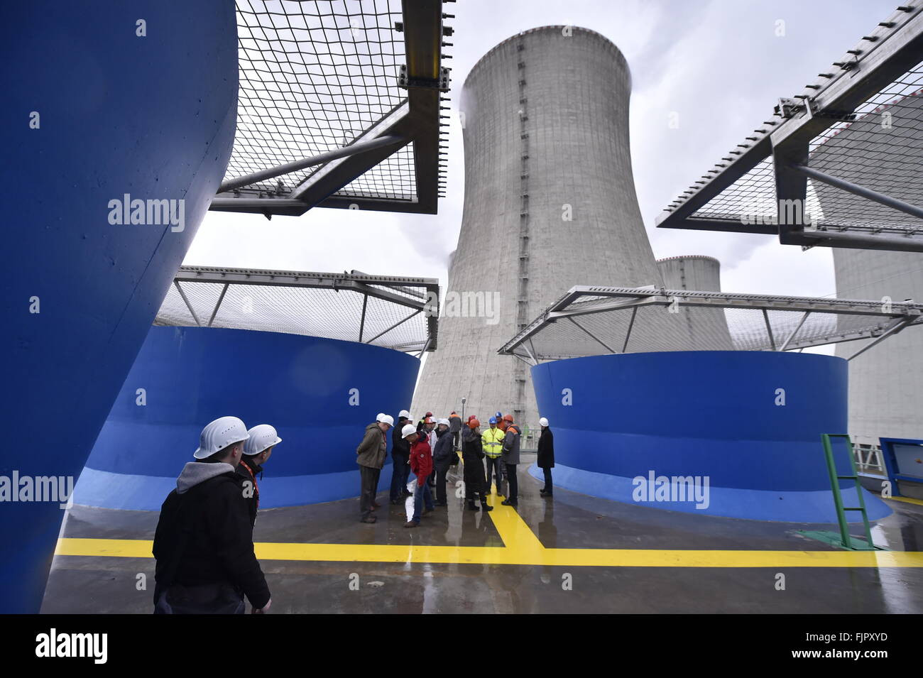 Presentation of new cooling ventilator towers that are now tested at ...