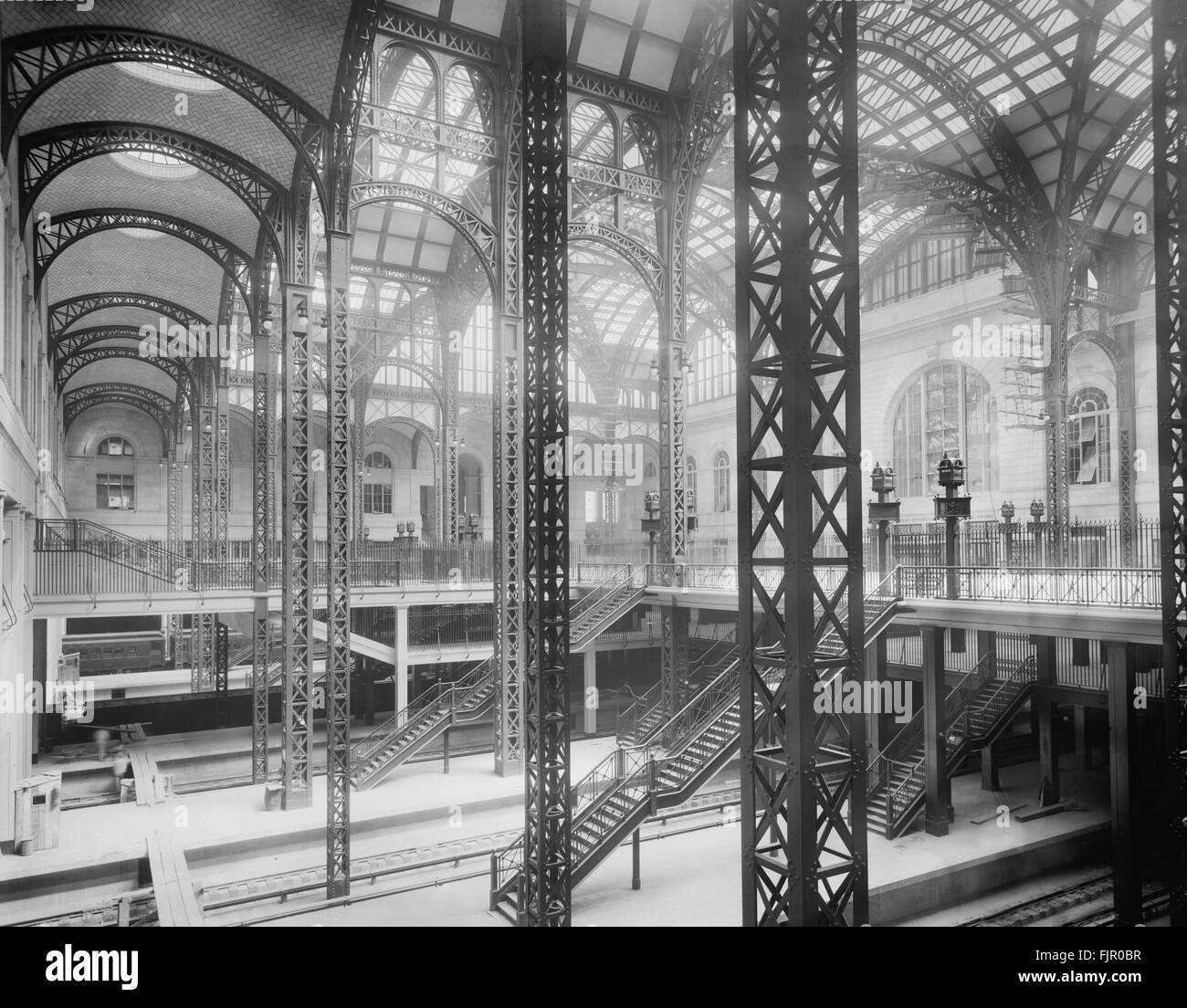 Track Level and Concourse, Pennsylvania Station, New York City, USA, circa 1910 Stock Photo - Alamy