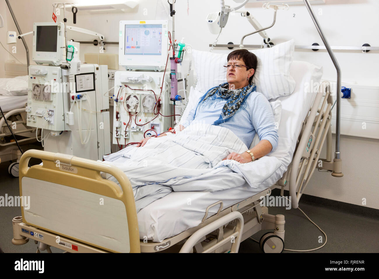 Hemodialysis hi-res stock photography and images - Alamy