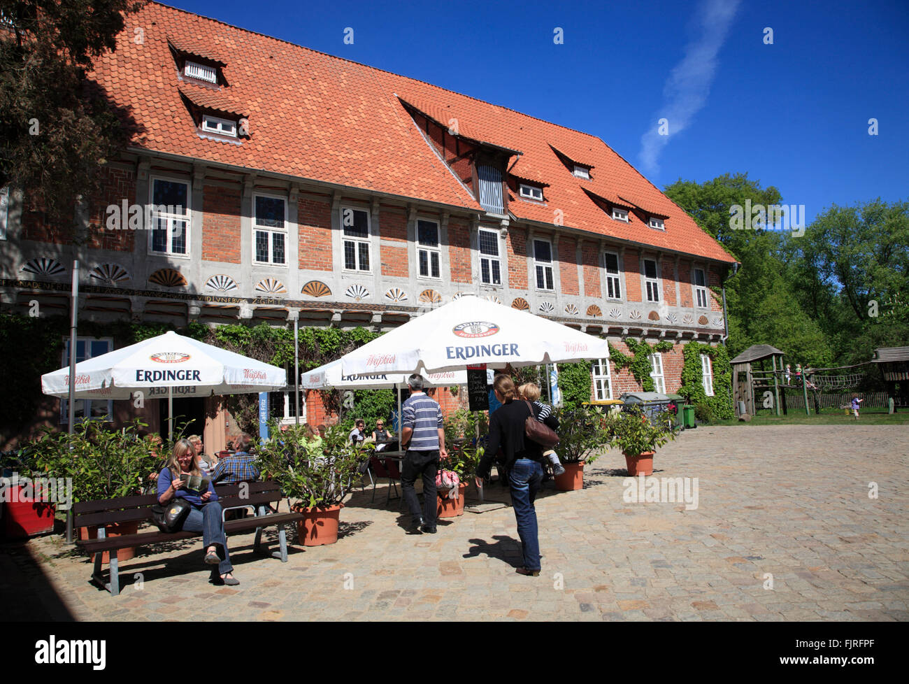 Bleckede castle cafe hi-res stock photography and images - Alamy