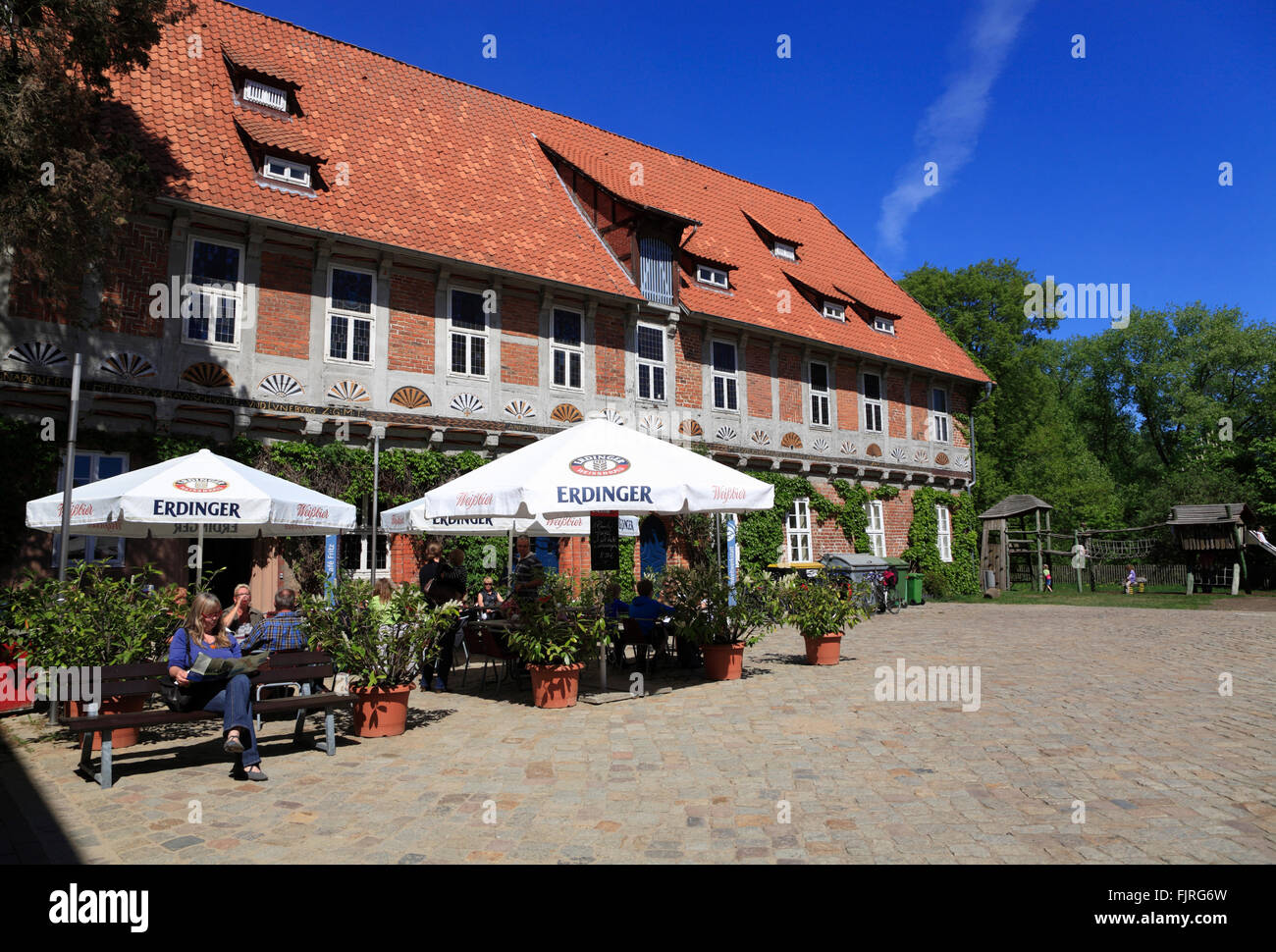 Bleckede castle cafe hi-res stock photography and images - Alamy