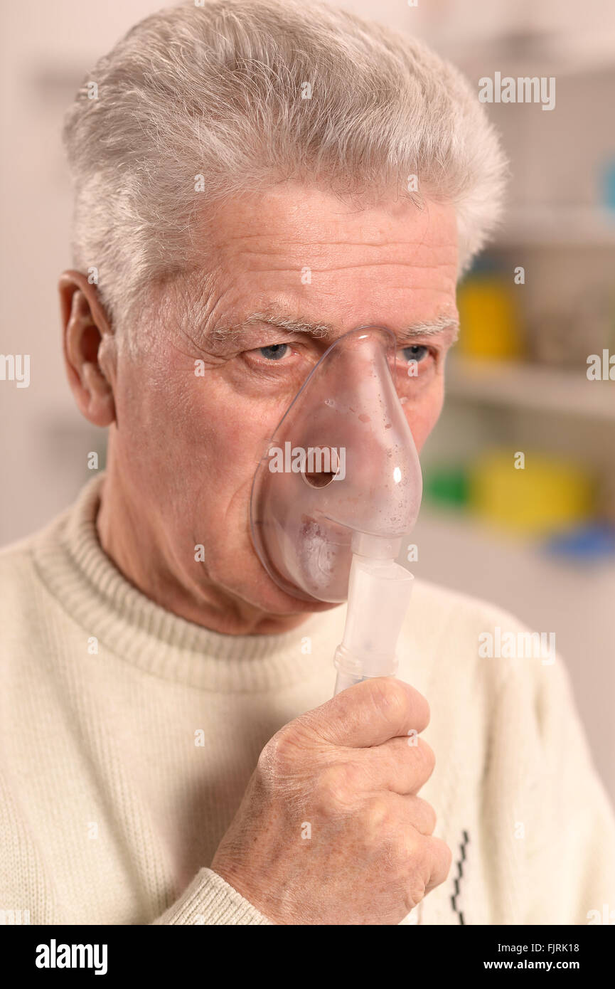 portrait of an elder man Stock Photo - Alamy