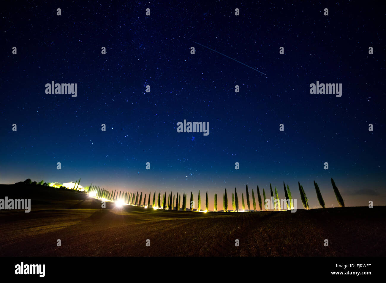 Night sky italy stars hi-res stock photography and images - Alamy