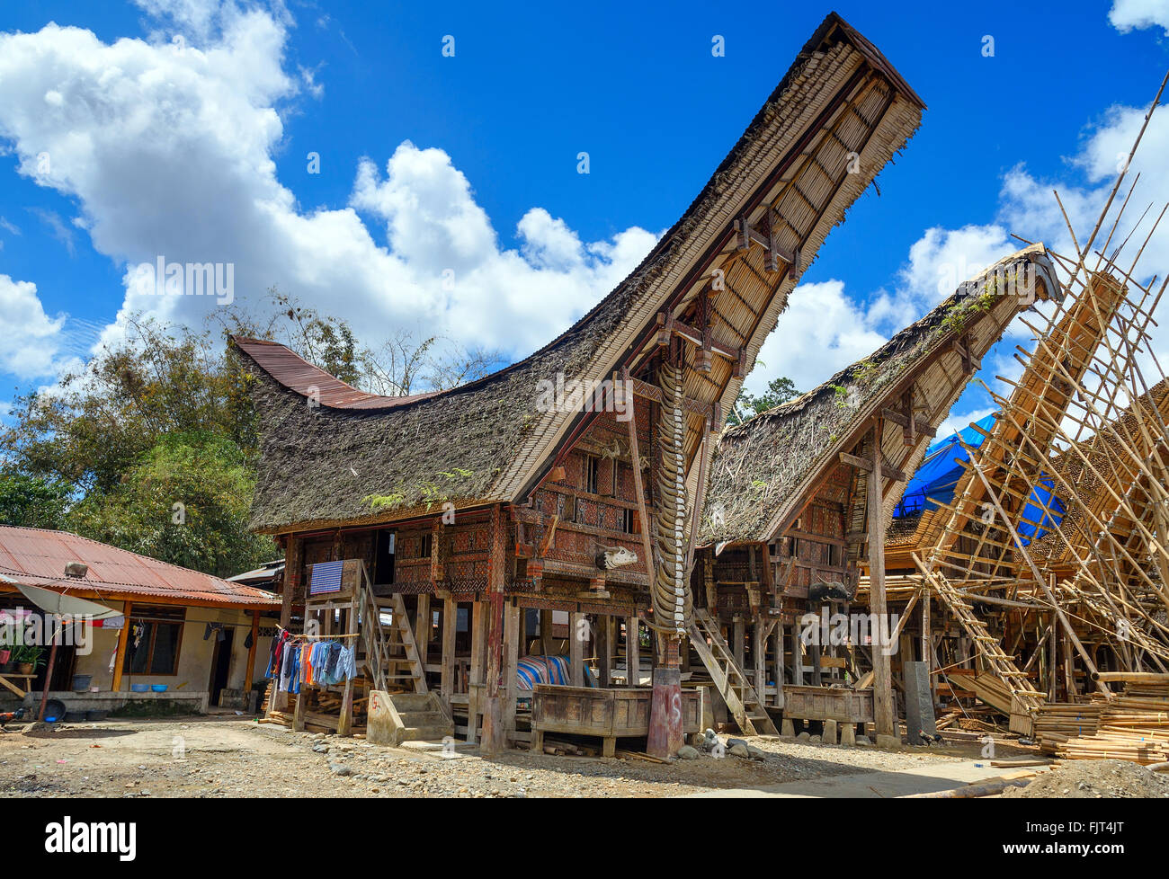 Traditional boat building sulawesi hi-res stock photography and images ...