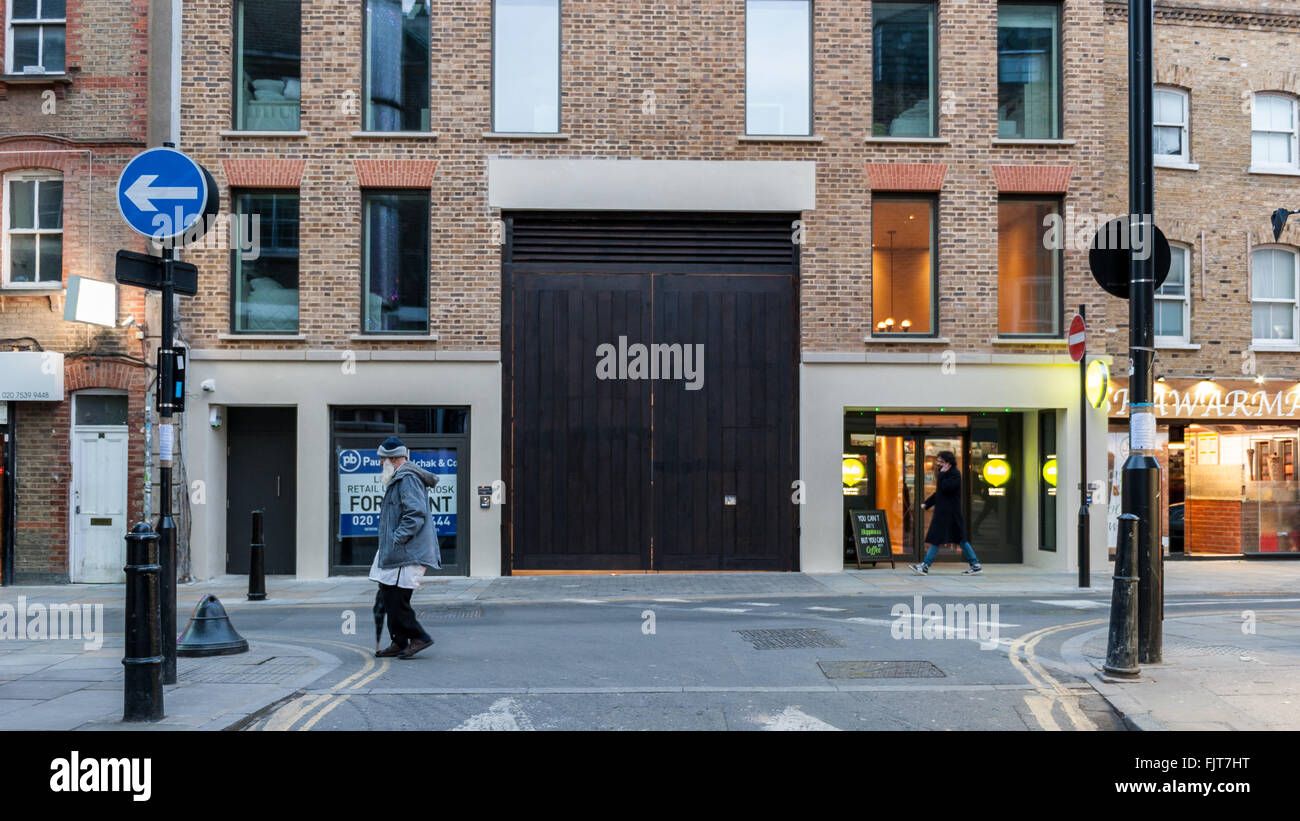 London, UK. 3 March 2016. A new hotel, "hub" by Premier Inn, opens on ...