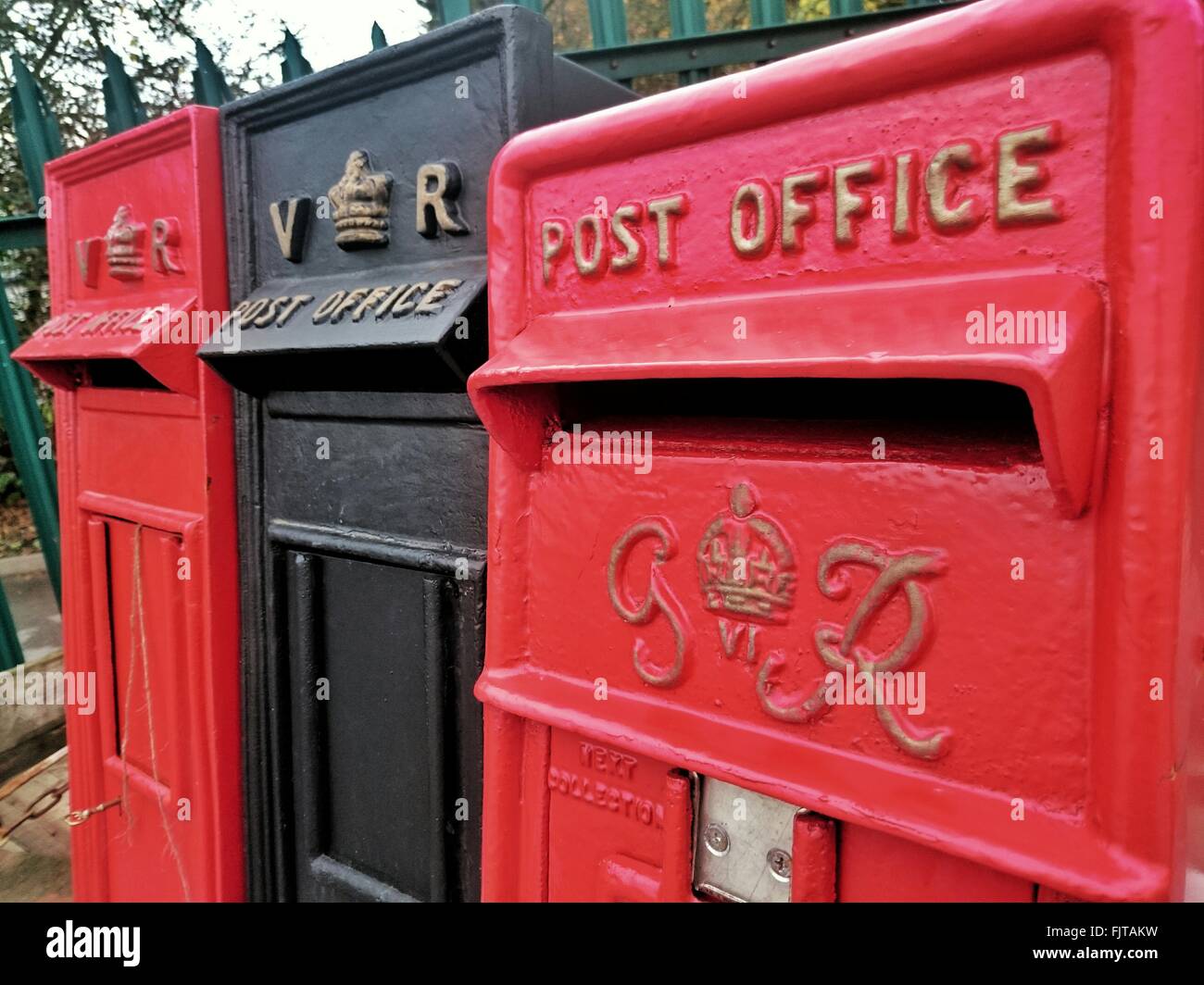 Post boxes hi-res stock photography and images - Alamy